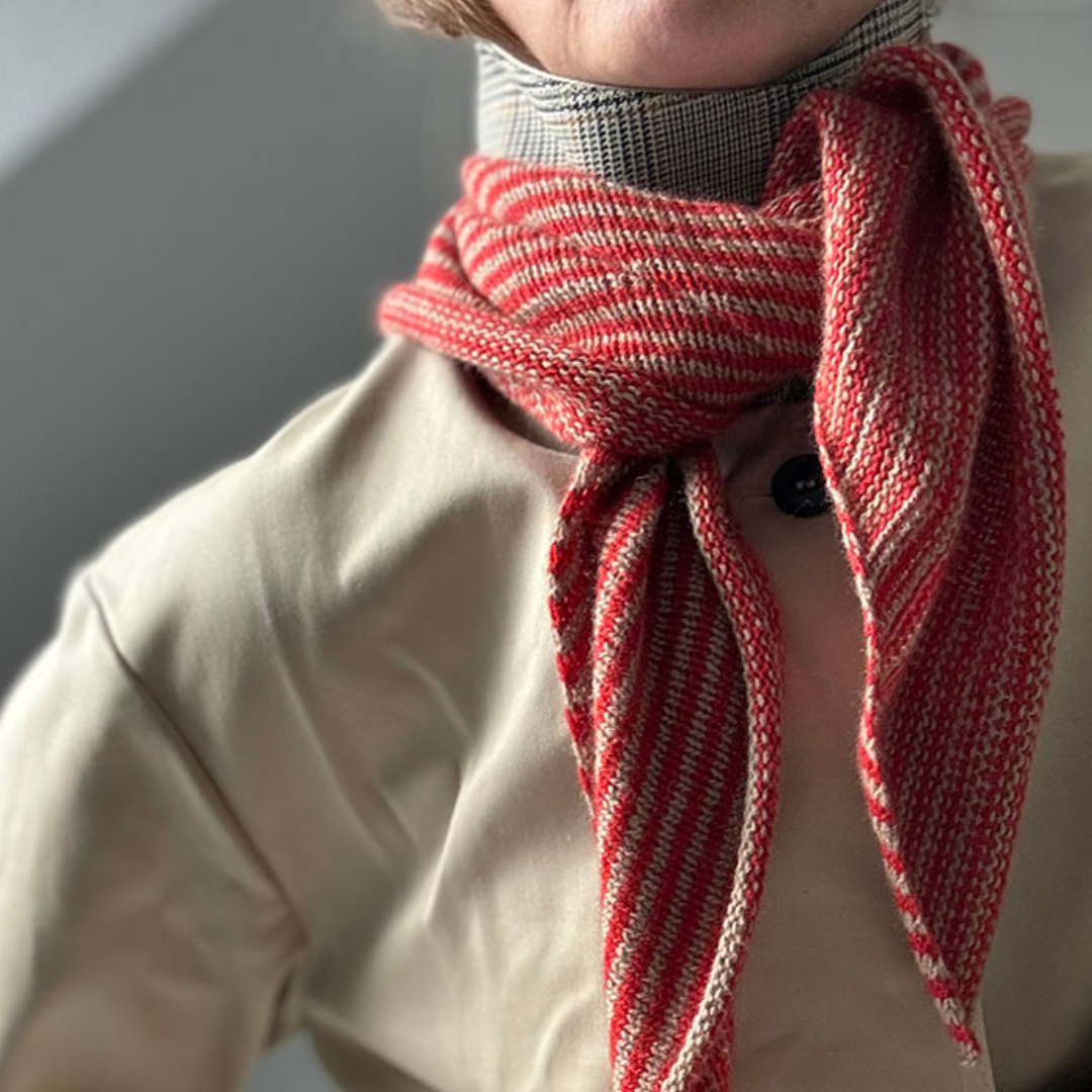Stripy loop scarf fra Otherloops og Røde Kors – Støt Velgørenhed – Røde ...